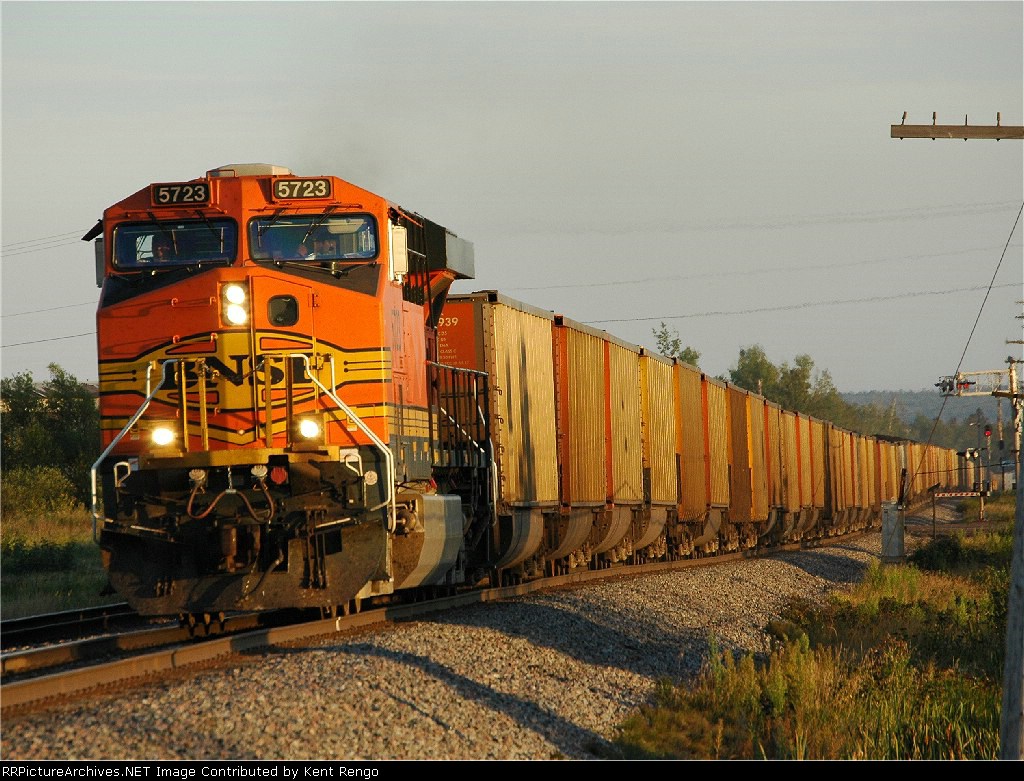 BNSF 5723